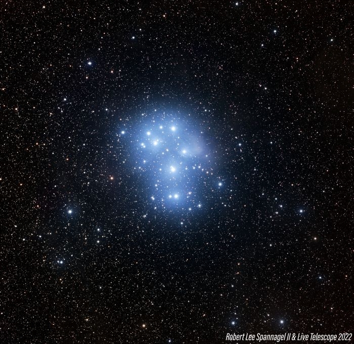 M45 Pleiades | Telescope Live